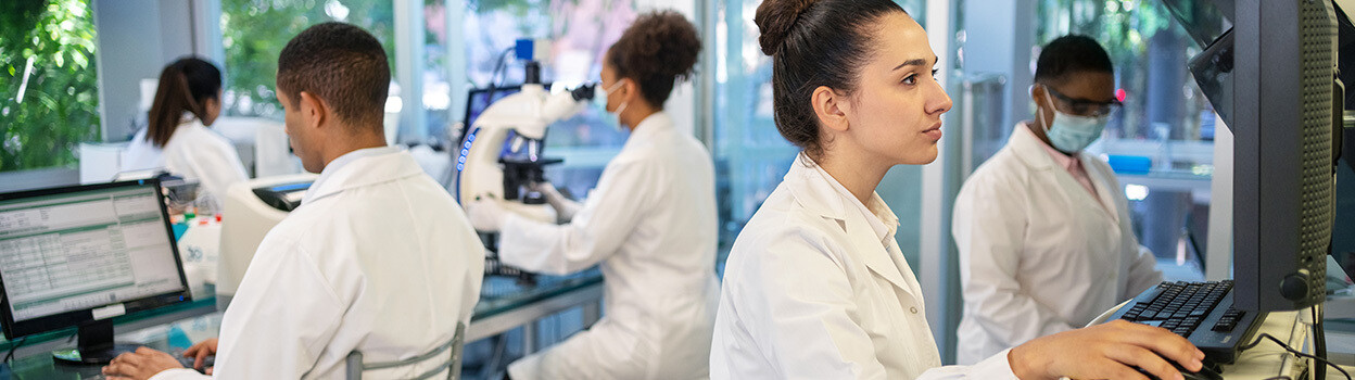 Residents Share What It’s Really… | College of American Pathologists